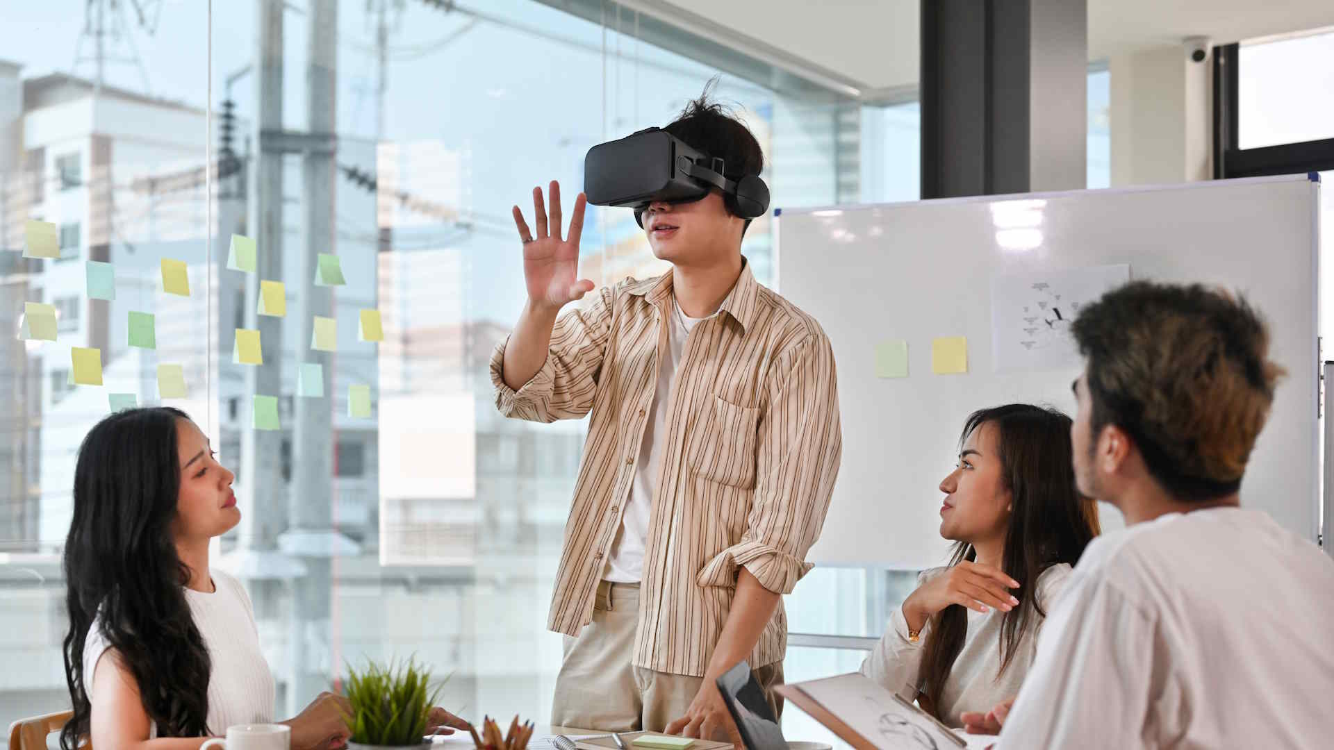 Workplace in 3D: Metaverse Buzz | Avanade